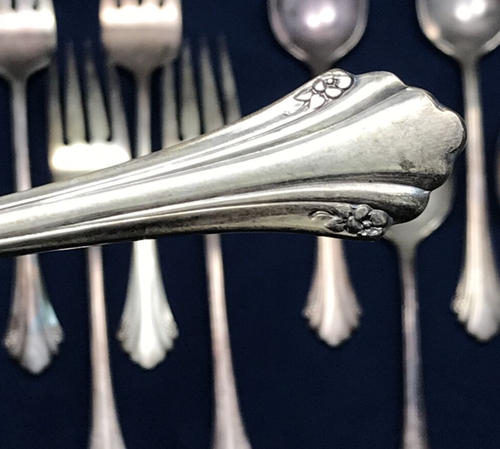 25 Pc ENCHANTMENT Silverplate Community Oneida 1985 CUBE MARK | eBay