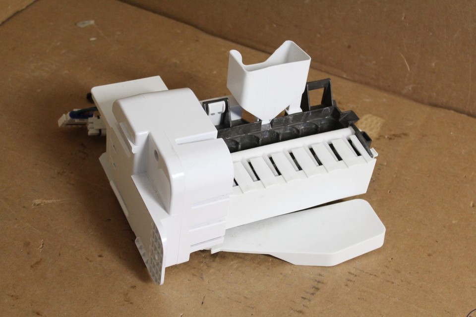 GE Refrigerator Ice Maker Assembly Part # WR30X10160 WR30X28731 | eBay