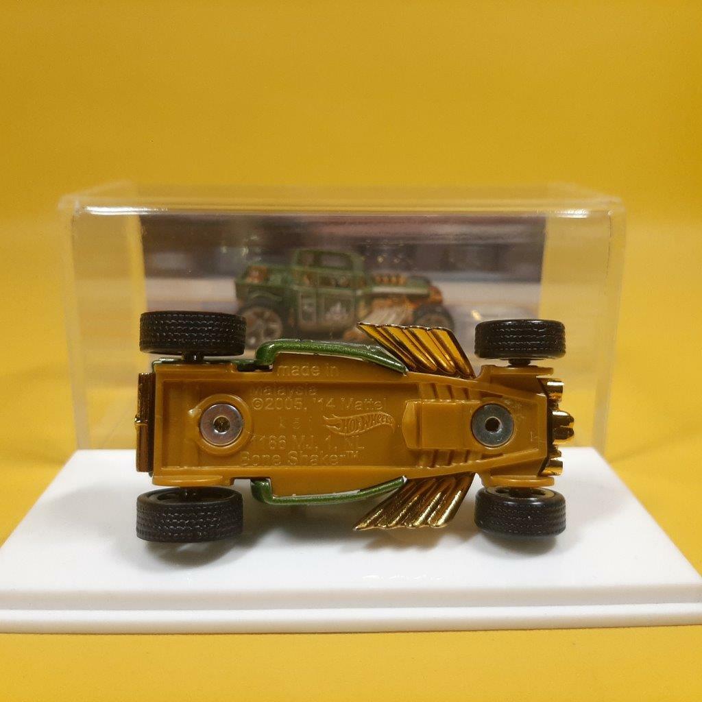 CUSTOM BONE SHAKER GREEN-GOLD Hot Wheels REAL RIDERS Limited RARE +case ...