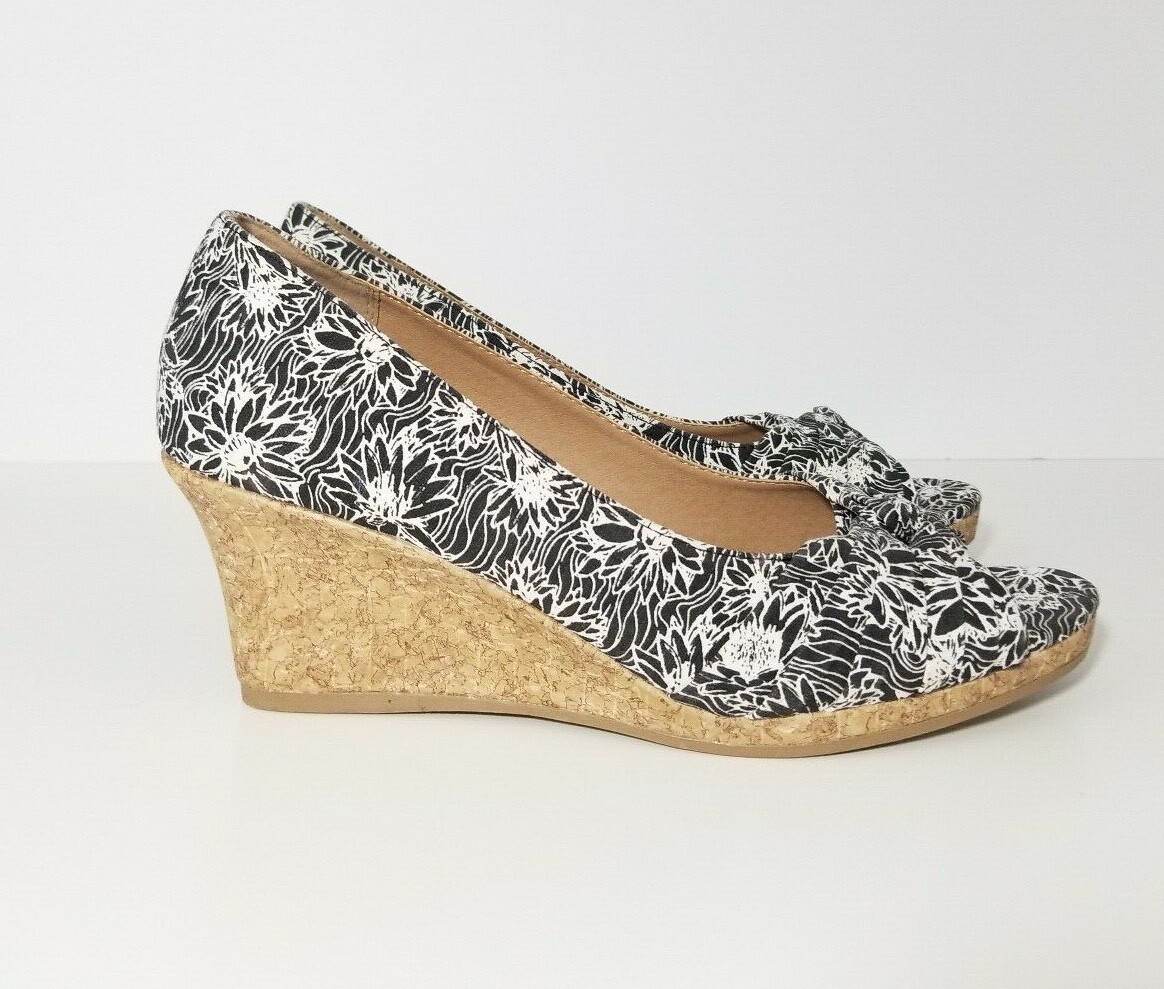 Dexflex Comfort Womens Black White Floral Canvas Peep Toe Cork Wedges ...