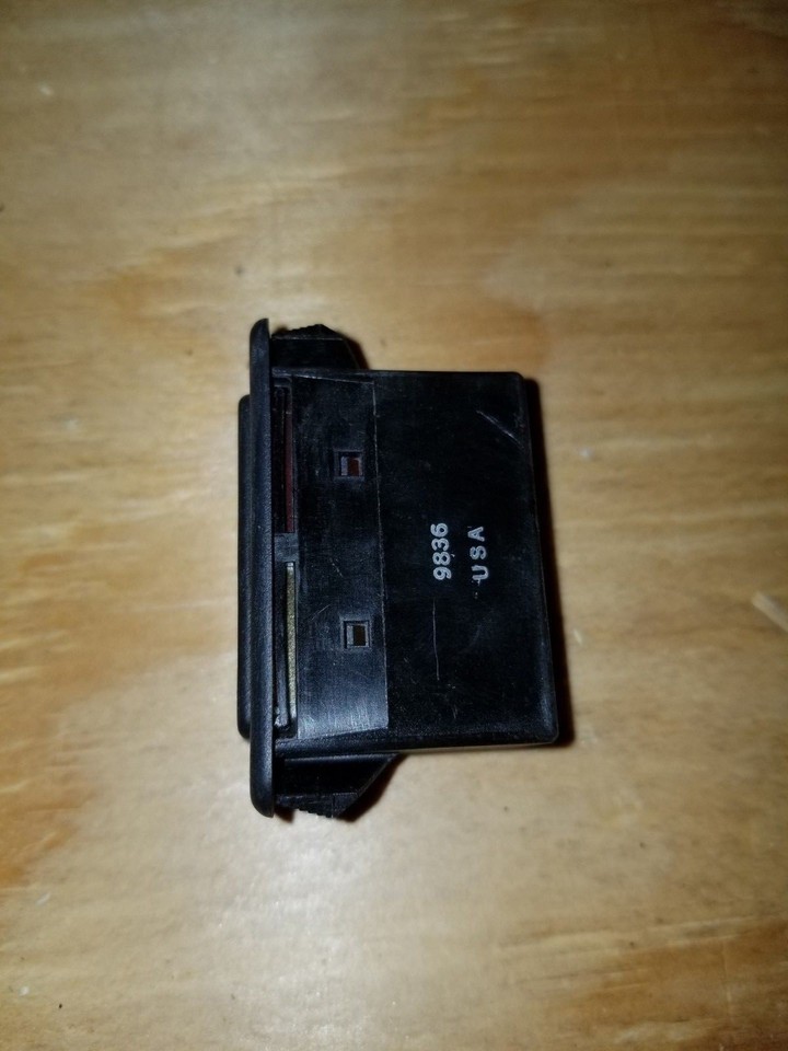 Hummer H1 Humvee DASH LIGHT INDICATOR 6006761 Check Engine Check ...