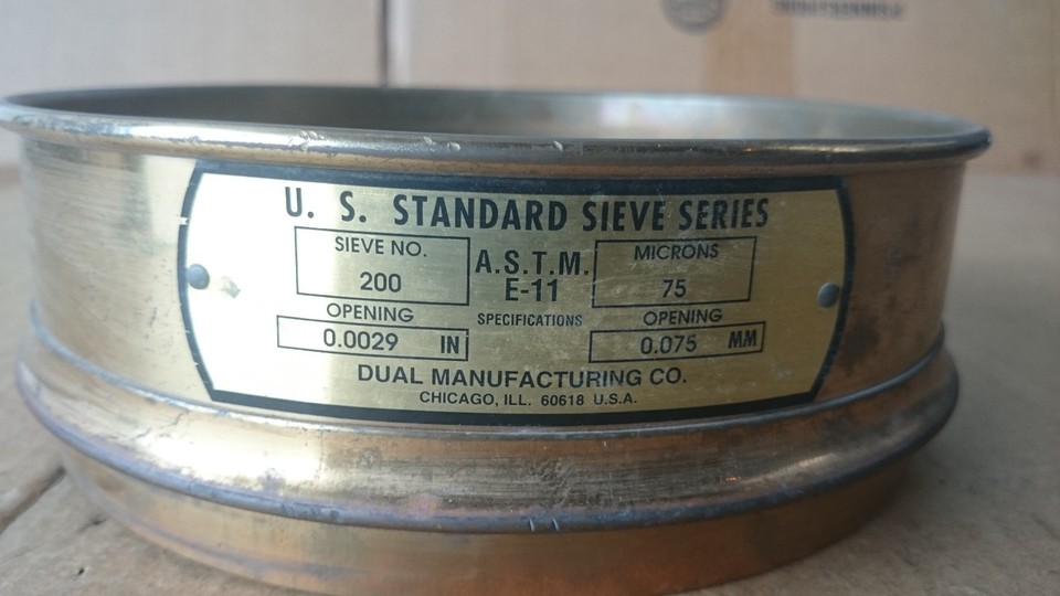 US Standard Sieve Series Dual Mfg Co. Sieve No 200 0.0029" 0.075mm 75μm ...