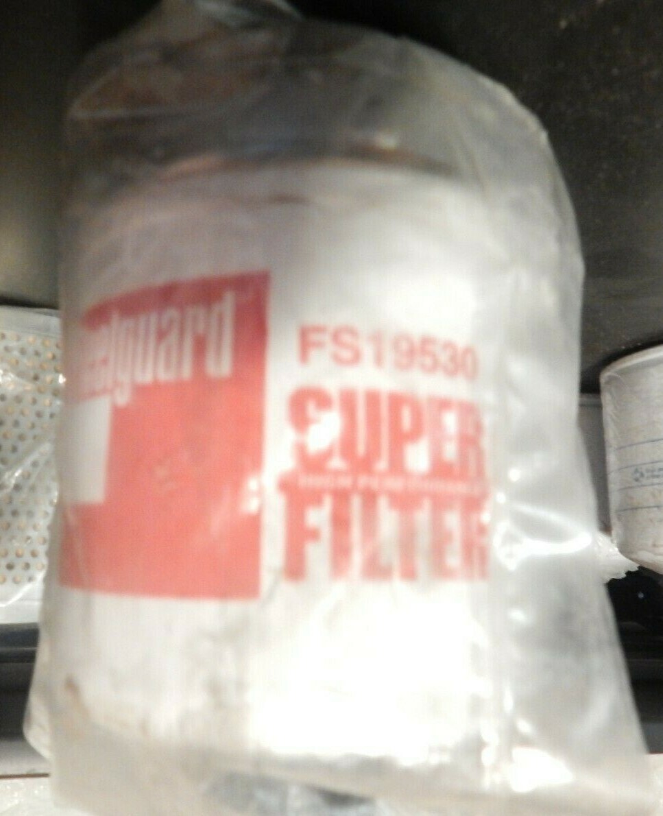 FLEETGUARD FS19530 - Fuel filter cross reference