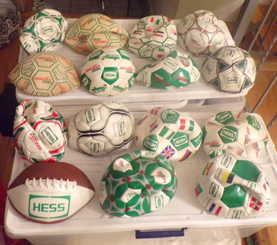 AMERADA HESS TRUCK SOCCER BALL COLLECTION OF (15) GAS STATION PROMOS 1 ...