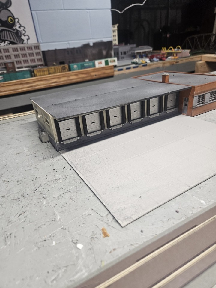 HO Scale Building Walthers Cross Dock Truck Facility Built Painted ...