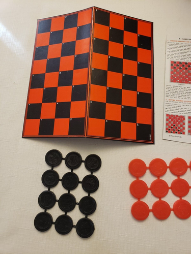 Travel Checkers CARDBOARD BOARD W PLASTIC PIECES | eBay
