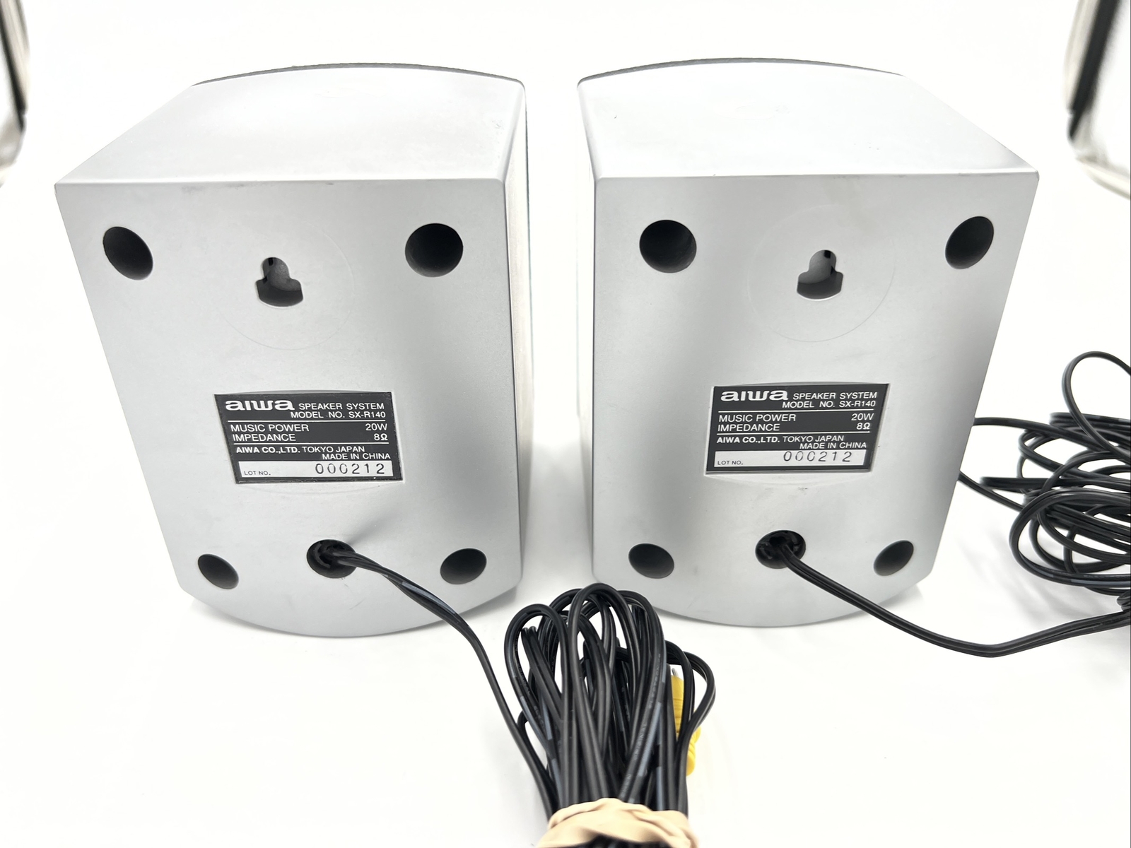 2 Aiwa Speaker Model No. SX-R140 20 Watts Surround Sound Rear Speakers ...