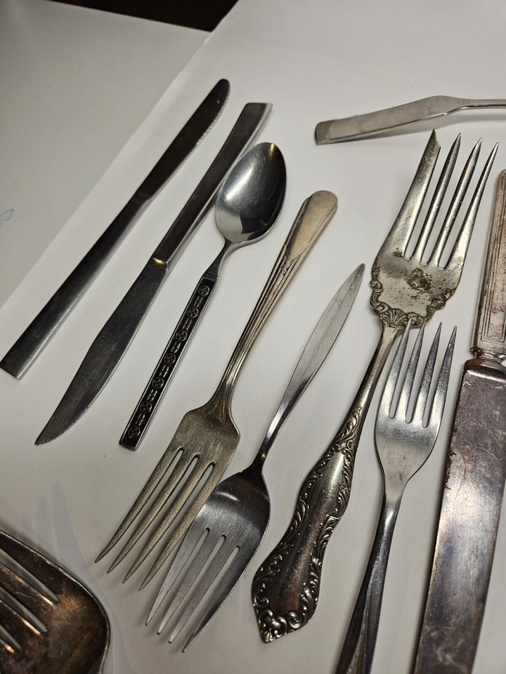 Vintage Lot Of 30 Pieces Of Silverware Mixed Types & Years | eBay