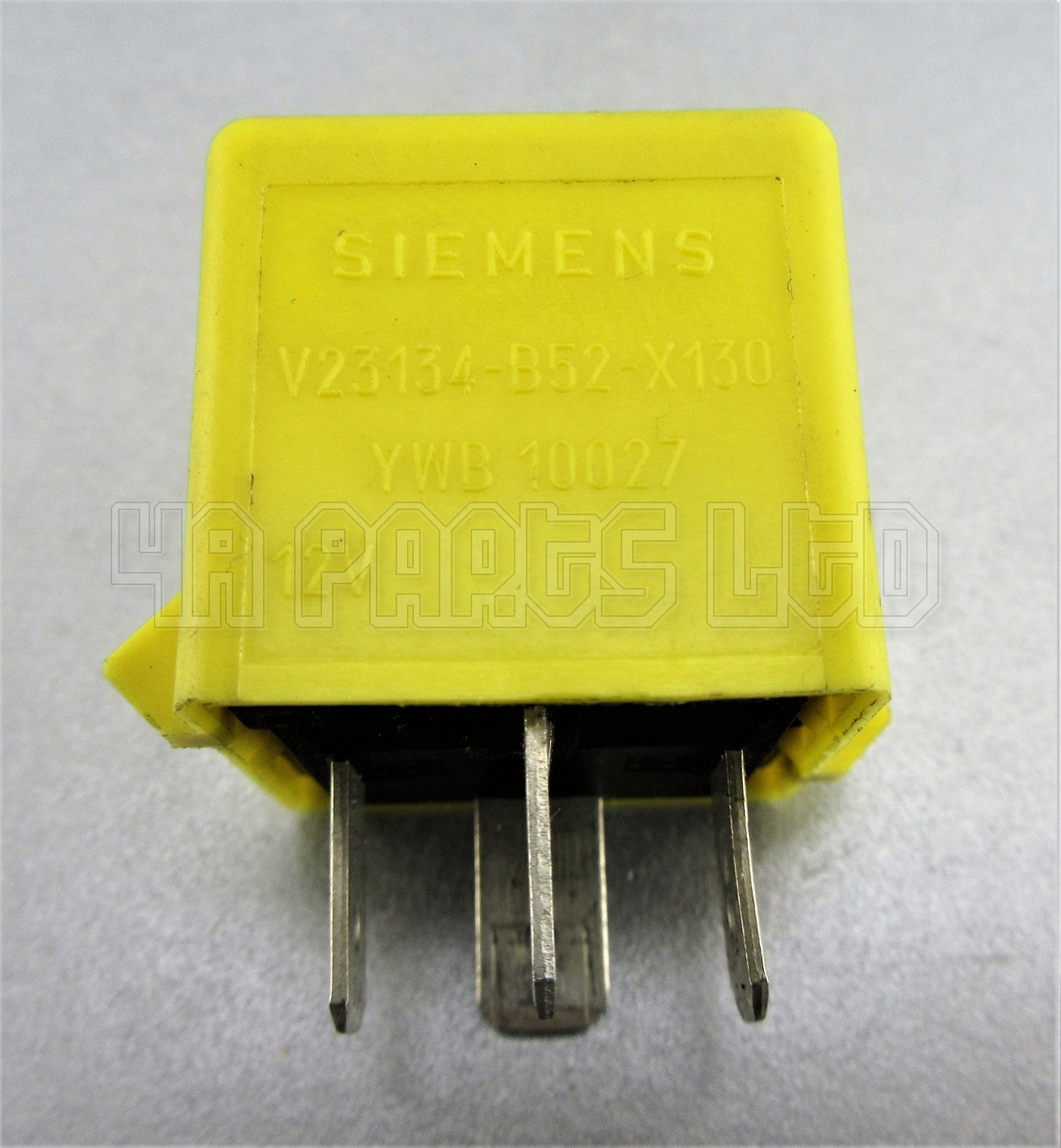 Rover, Land Rover Siemens/ Tyco 4 PIN Yellow Relay V23134-B52-X130 ...
