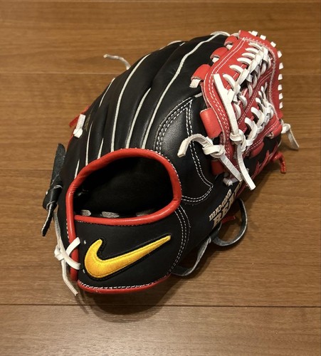 Nike Diamond Ready Wild Slasher Baseball | eBay