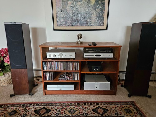 Premiere stereo system with KEF speakers. | eBay
