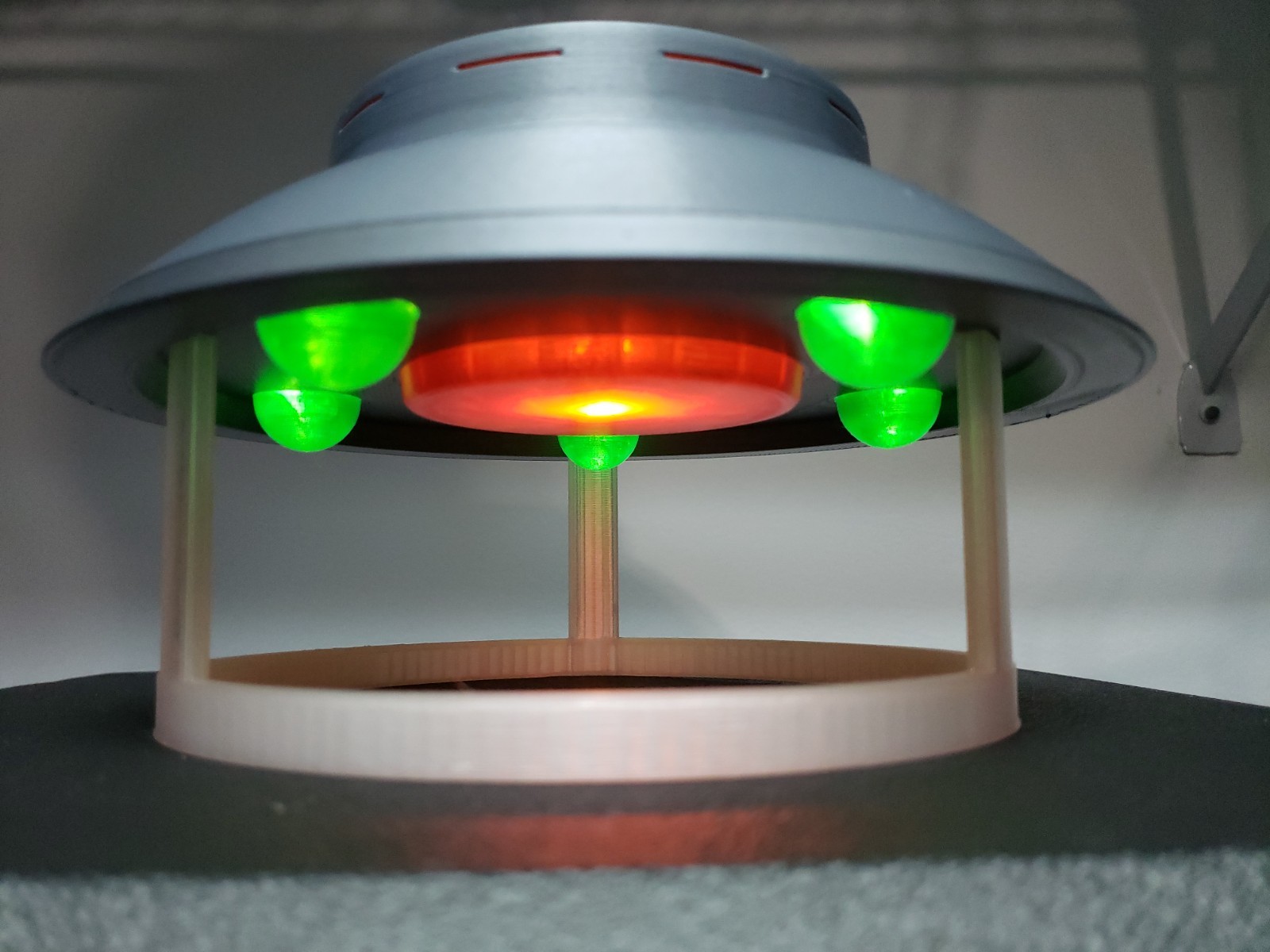 The Invaders UFO/Flying Saucer - Large - In Flight With Stand & lights ...