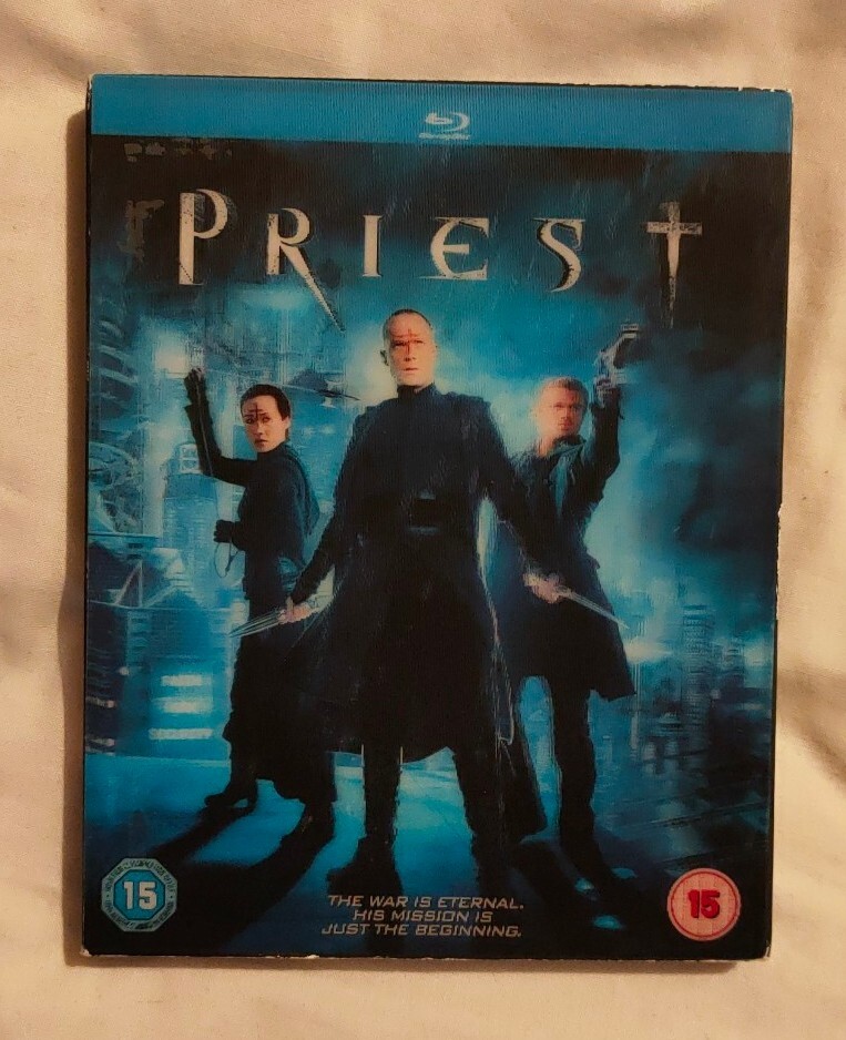 Paul Bettany As Priest In Priest 2011 Paulbettany Priest Paul