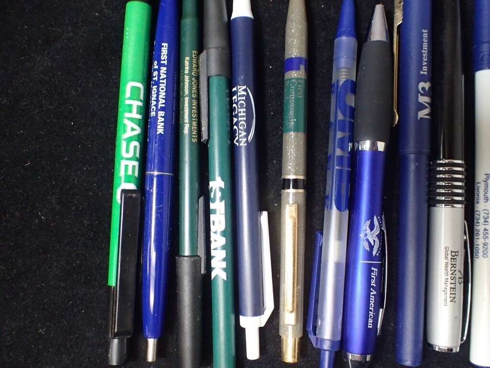 (40) Vintage Advertising Ball Point Pens Banks Credit Unions Financial ...