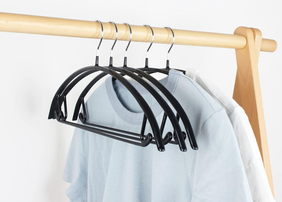 20-Pack Non-Slip Sweater and Pants Hangers, Dimple and Crease Free ...