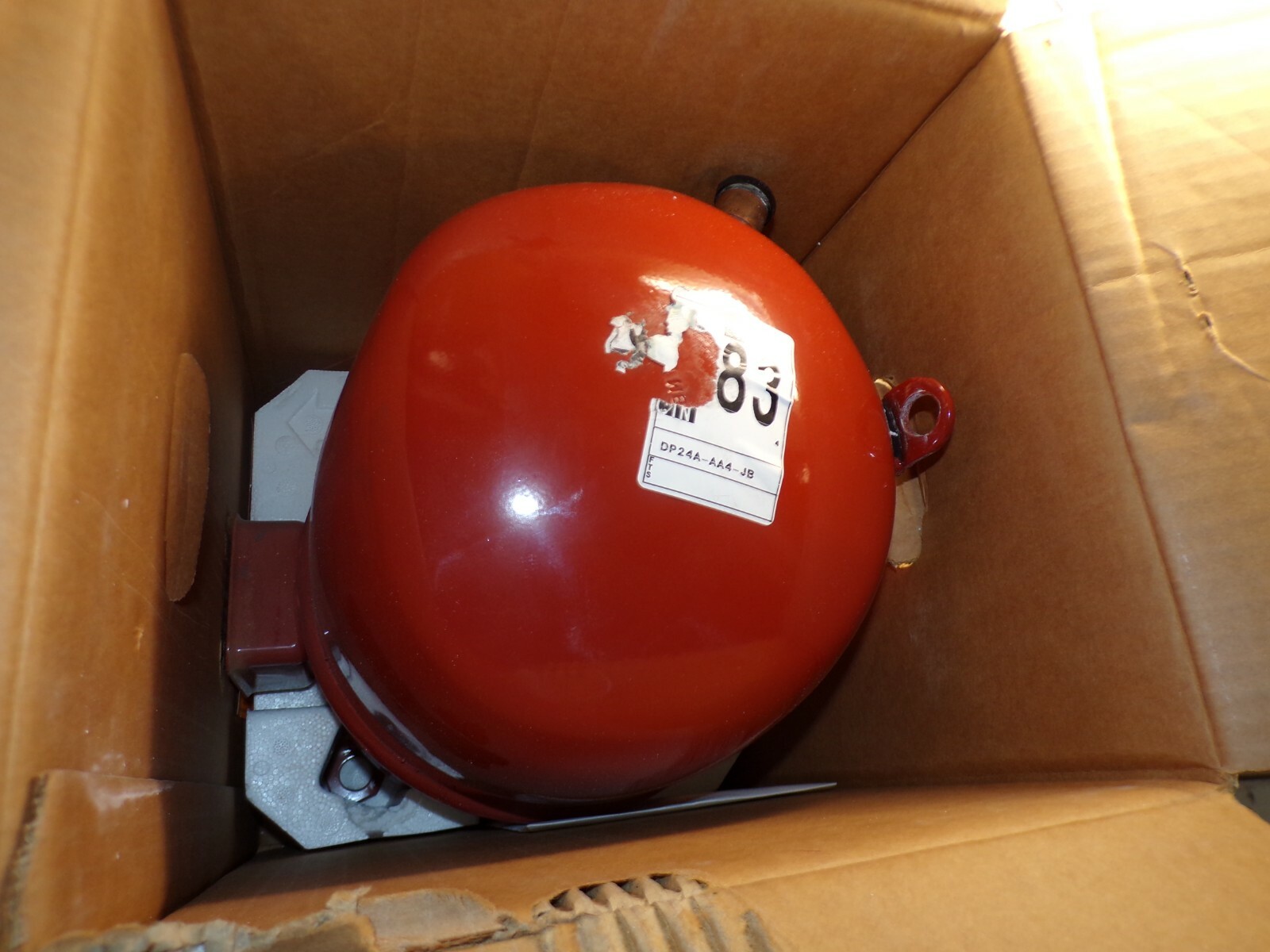 NEW TRANE 2 TON RECIPROCATING AIR COMPRESSOR 3 PHASE 460 VAC DP24A-AA4 ...