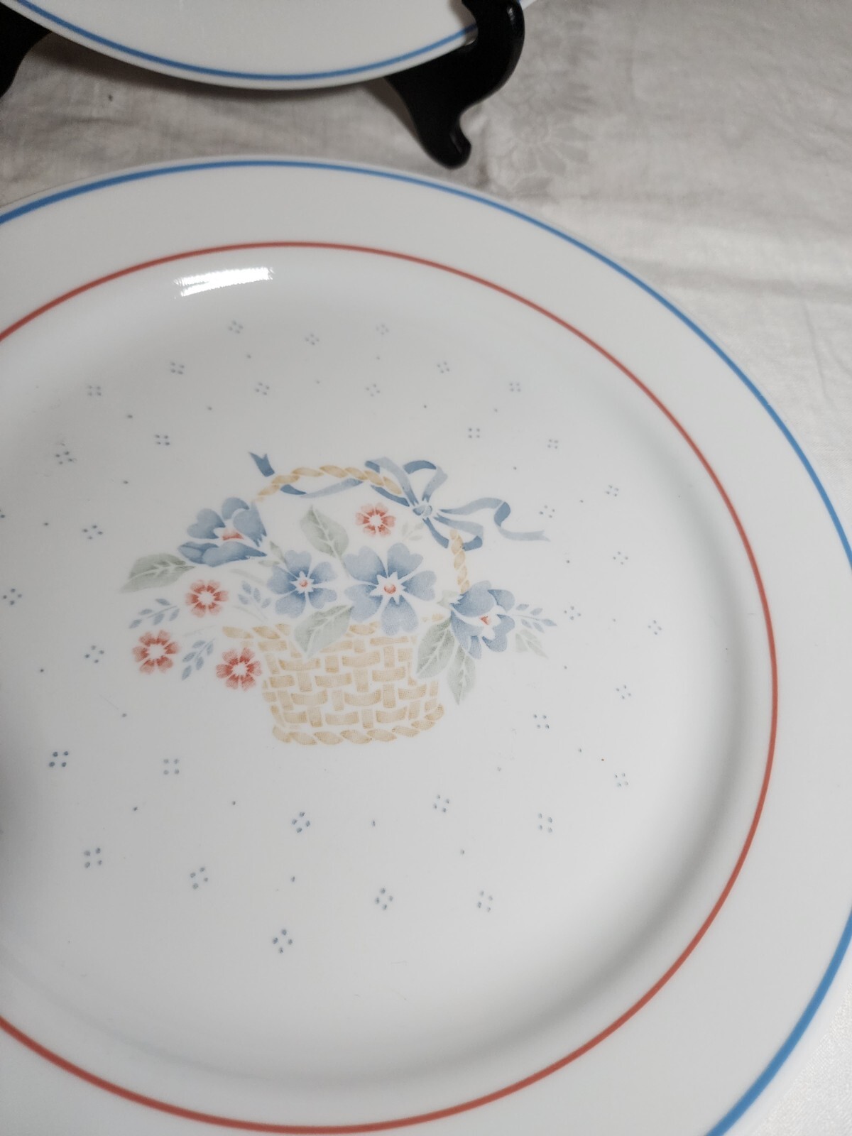 SET OF 2 CORELLE Country Cornflower Dinner Plates 10 1/4" Basket w/Blue ...