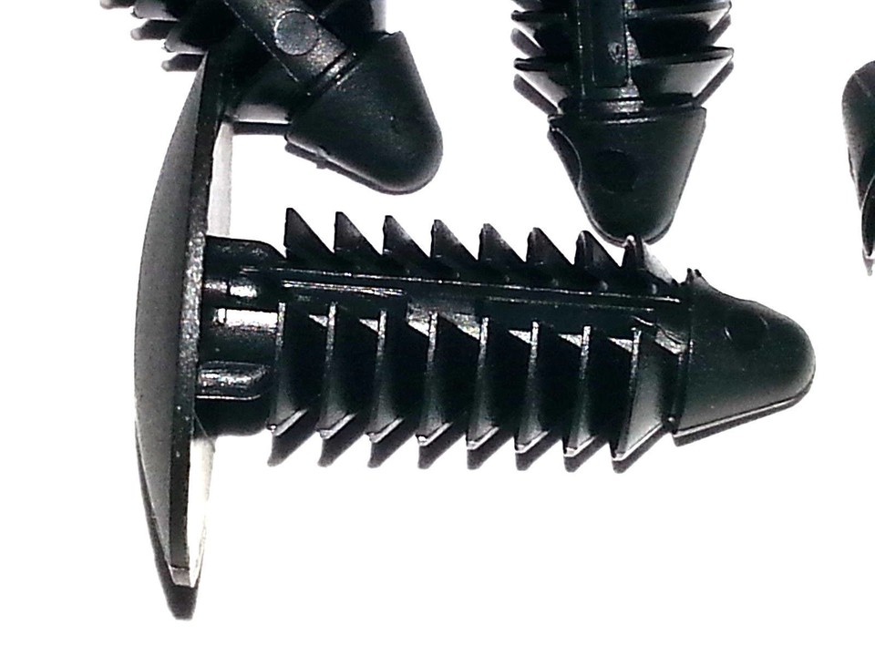 GM Christmas Tree Bumper Wheel Well Shield Push In Style Retainer Clips ...