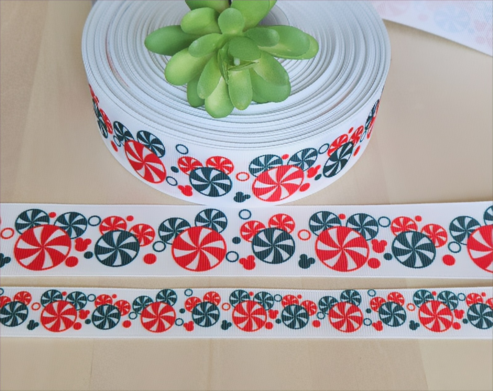 5/8, 7/8 & 1.5" (1 YD) Mickey Mouse Christmas Grosgrain Ribbon Disney ...