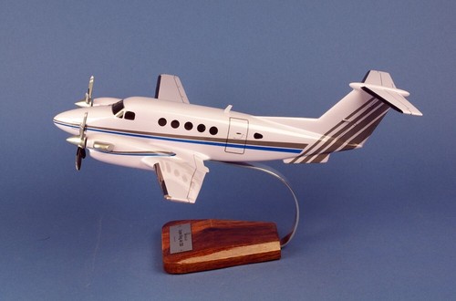 New! PS Models VF012 Beechcraft 200 Super King Air - 1:24 scale model ...