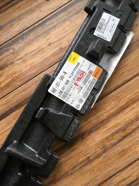 AUDI E-TRON Sportback Front Bumper Impact Foam 4KE807549B OEM -damage ...