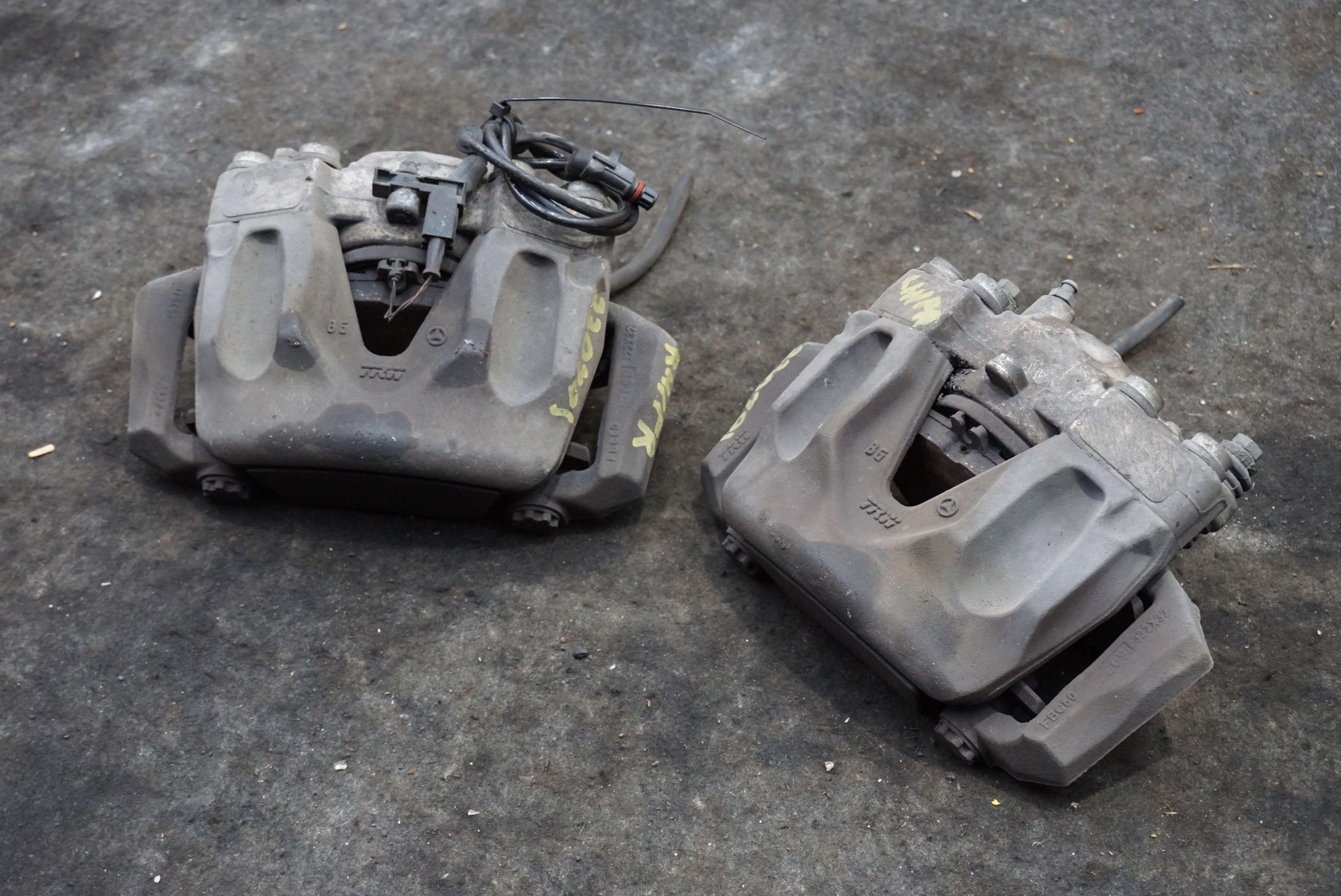 Set Front Left & Right Brake Caliper Assembly Oem 2044213581 Mercedes ...