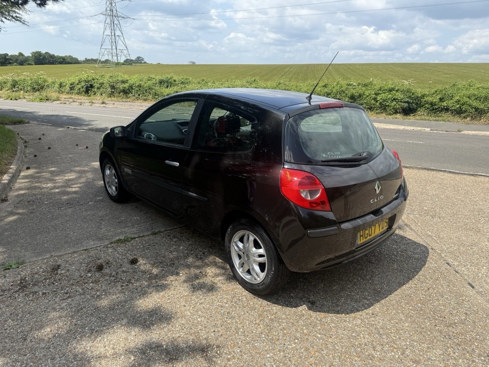 Cheap Run Around Car Good First Car 1.5 Clio DCI Great On Diesel | eBay UK