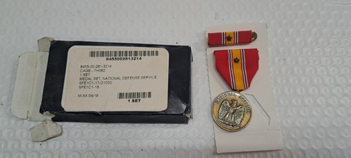 NATIONAL DEFENSE SERVICE MEDAL & RIBBON SET MILITARY GI ISSUE W/ORG BOX ...