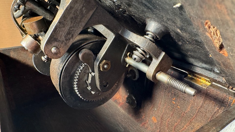 Antique Edison Standard Model E Cylinder Phonograph – 1911 – Blue ...