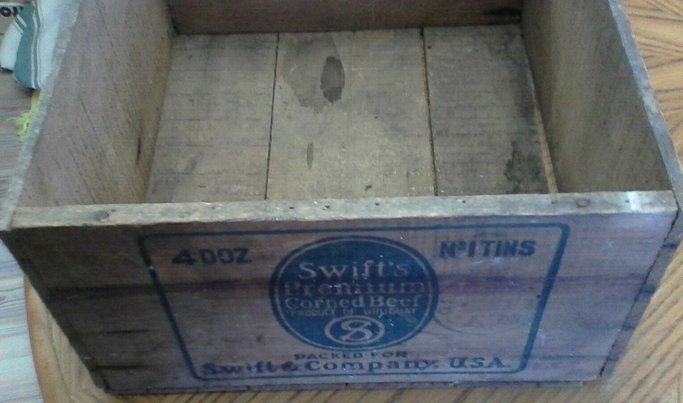 Vintage Swift's Premium Corned Beef Product of Uruguay Wood Box Crate 4 ...