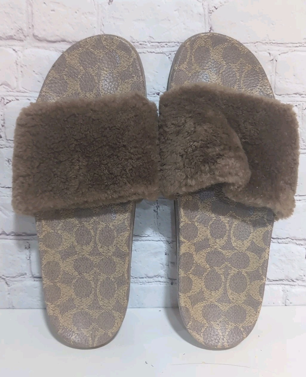 COACH ULLA Brown Sheep Shearling Fur LOGO Pool Slides… - Gem