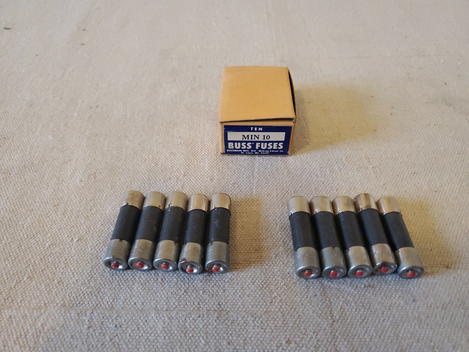 Buss MIN10 Indicating Fuse 10A 250V MIN-10 PACK OF 10 | eBay