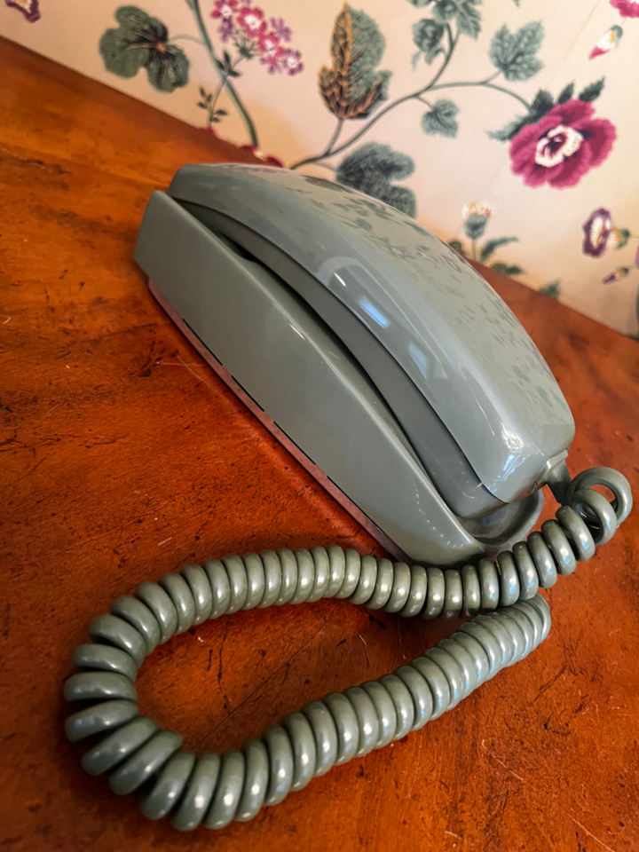 1980 Vintage ITT Retro Avocado Green Rotary Dial Telephone NIB | eBay