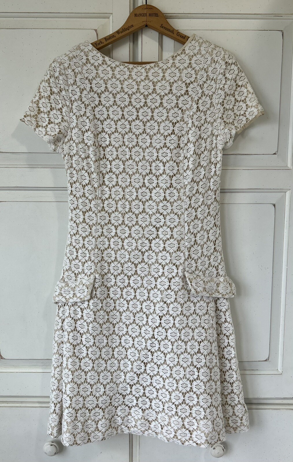 Vintage 1970s HENRY LEE White Lace Ivory Lining Cotta… - Gem