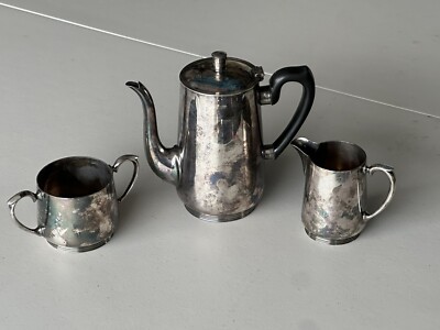 VINTAGE SHEFFIELD SILVER PLATED TEA POT, SUGAR, & CREAMER. LP EPNS A1 ...