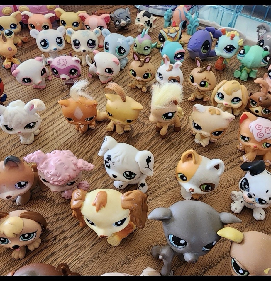 Littlest Pet Shop Huge Lot Of 50 Random Pets LPS Dogs Cats Monkeys Pigs ...