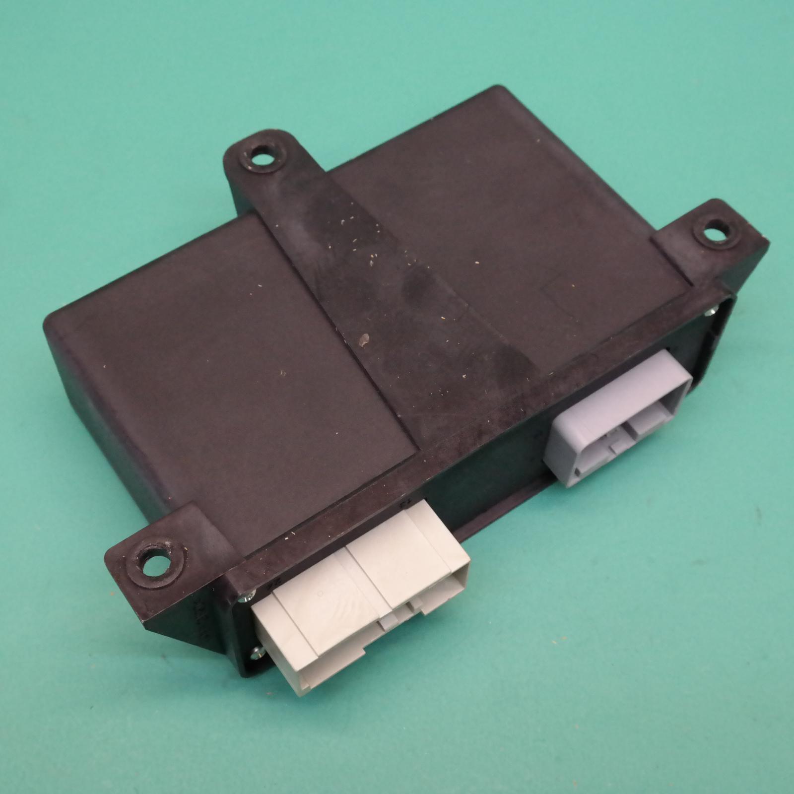 JAGUAR XF ECU MODULE #E5233 X250 # Park Brake Module # P/N 8W83-2C496 ...