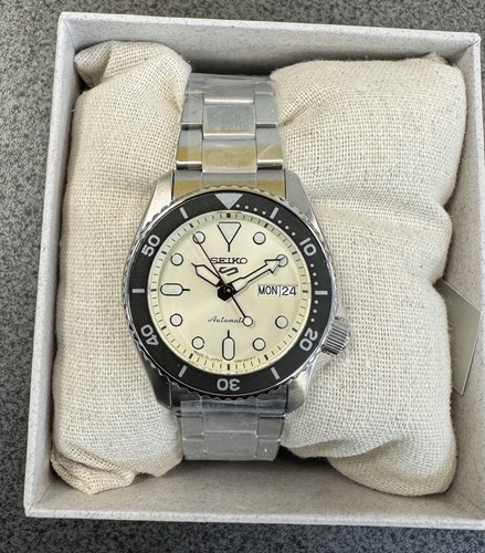 Seiko 5 Five Sports SRPK31 Automatic Mid Size Watch beige Dial Made ...