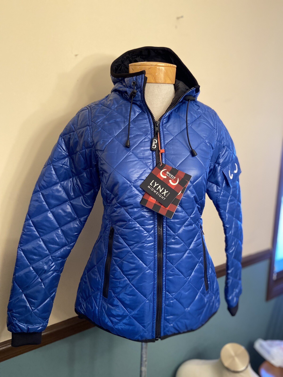 Wuxly Movement Quilted Lightweight Hooded Lynx Versa Jacket XS NWT | eBay