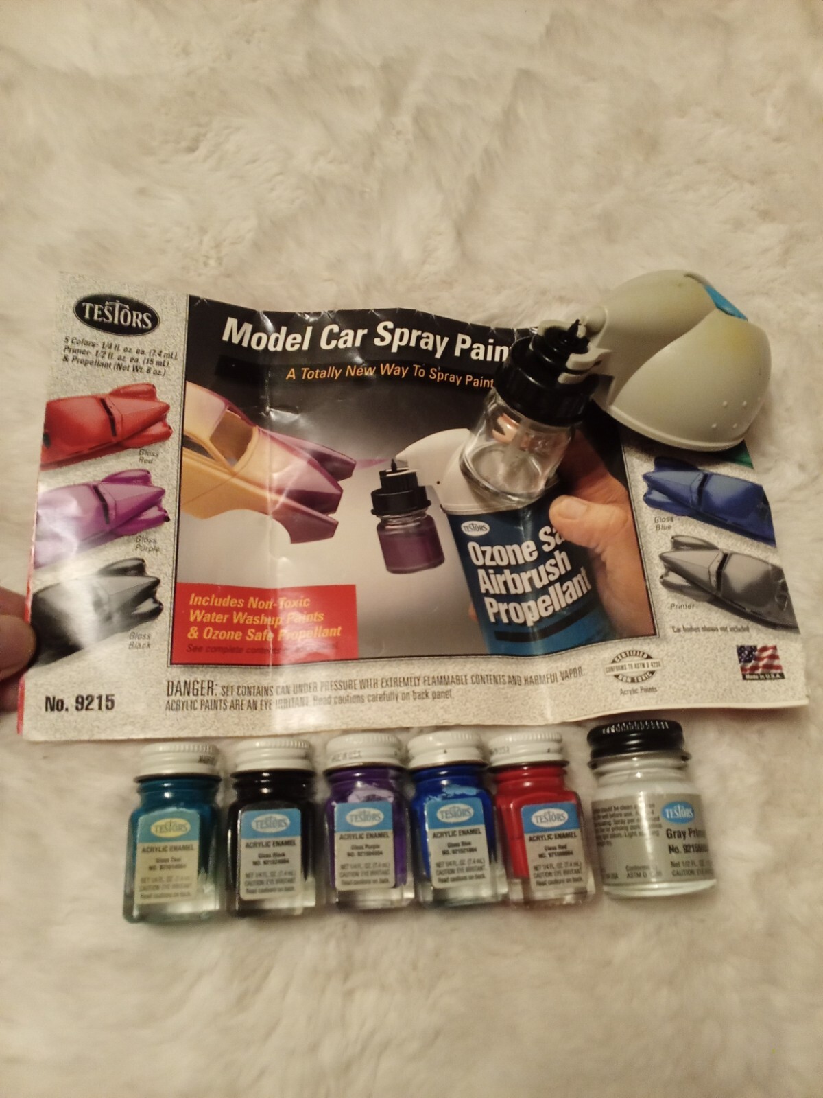 Testors Model Car Spray Paint Set w/ Primer & 5 Colors No. 9215 Non ...
