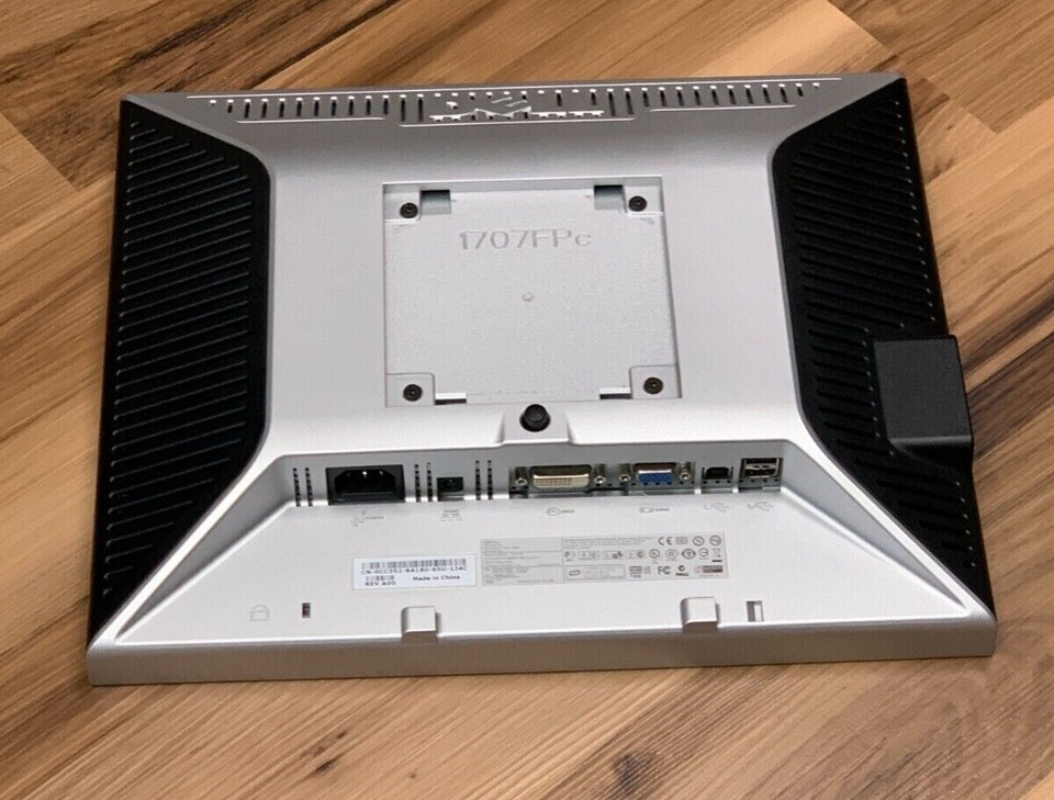 Dell 1707FPc 17-inch LCD monitor working with stand, DVI, VGA and Power ...