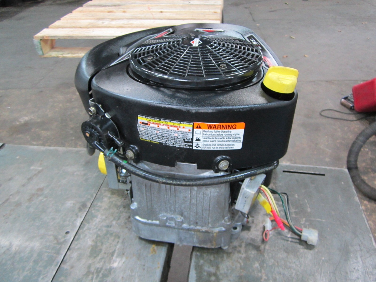 Briggs & Stratton ELS 500 18.5hp 31Q777 OEM Engine - Motor Shroud for ...