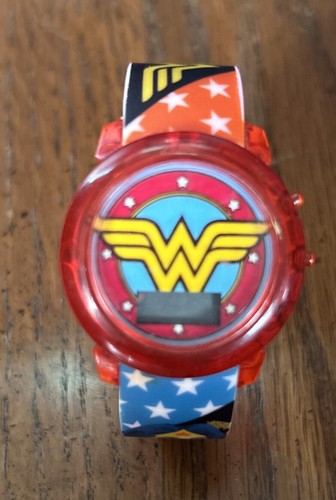 Wonder Woman WOW4166WM Plastic Digital Women's Watch | eBay