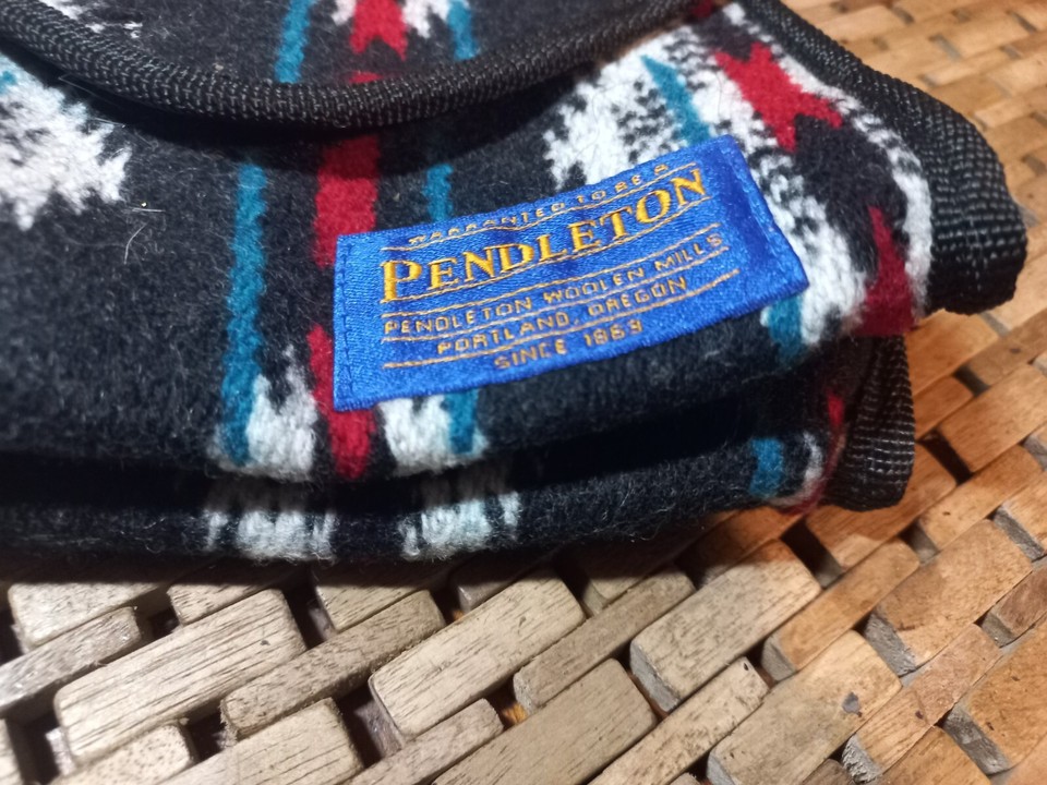 Pendleton Southwest Aztec Navajo Red, Blue, White Black Flap Pouch ...