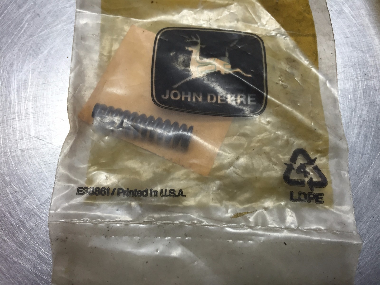 T44784 John Deere SPRING Fits Backhoe Loader 210C, 415B, 515B & 4045 ...