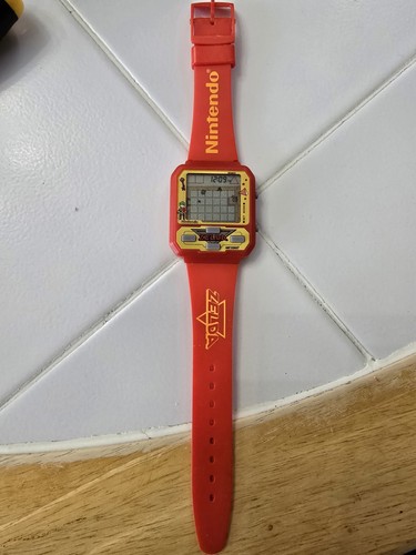 Vintage 1989 Nelsonic Nintendo The Legend Of Zelda Video Game Watch ...