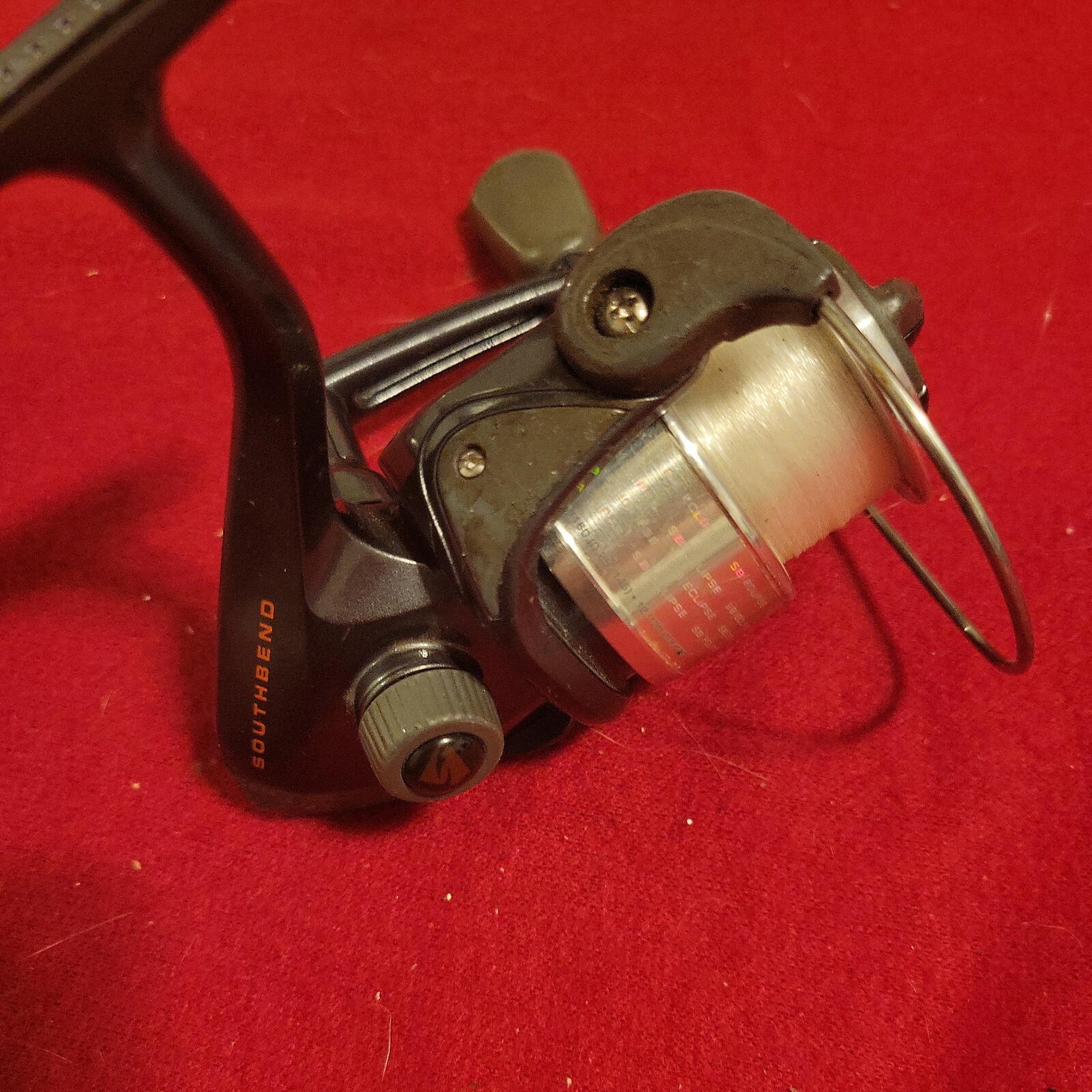 NICE SOUTH BEND ECLIPSE EC-130/R2F SPINNING FISHING REEL IN GOOD ...