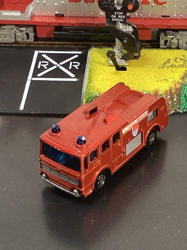 Matchbox Series No. 35 Merryweather Fire Engine London Fire Truck ...