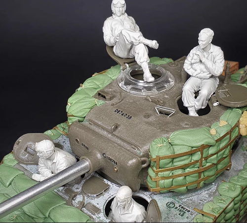 3D printed 1/35 WW II US "Tank soldier Post-war rest posture group ...
