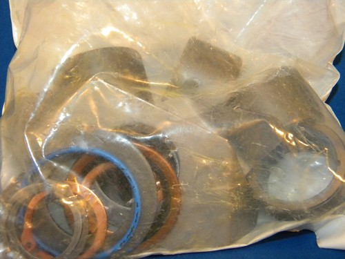 Meritor Kit8042 Camshaft Repair Kit Kit-bk Rep-mnr for sale online | eBay